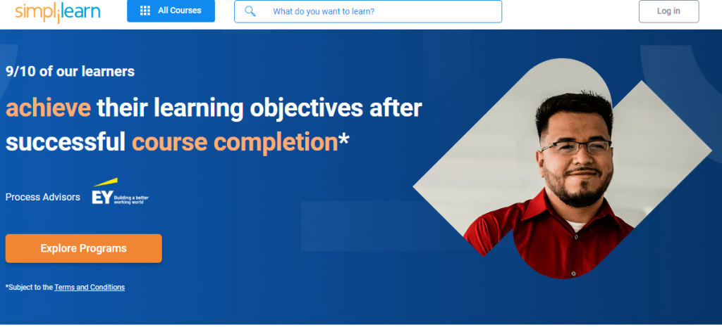 SimpliLearn 与 Edureka 2025 - 哪个最符合您的需求？